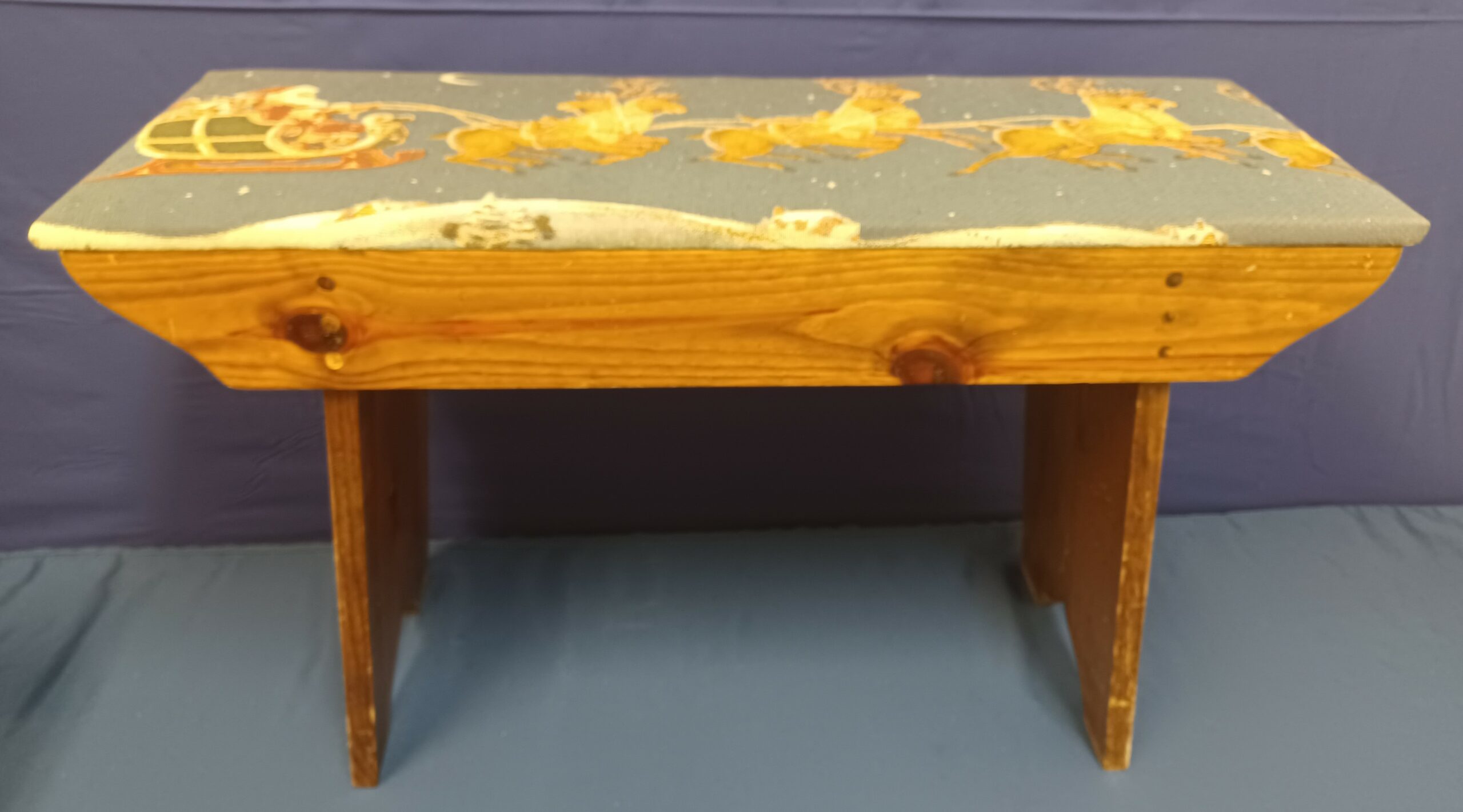 Santa Bench | Habitat for Humanity of Central Iowa